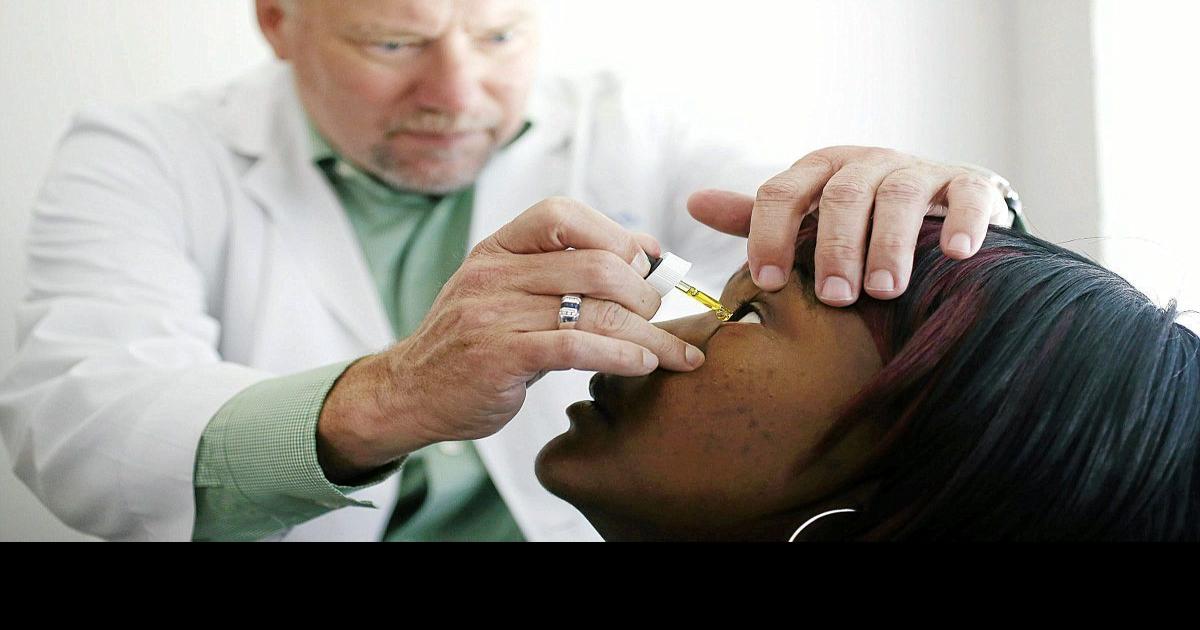 Volunteers provide free eye exams, glasses for clients at Tulsa Day ...