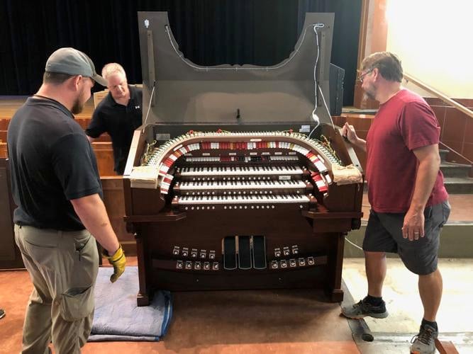 Will Rogers film christening new theatre organ at Will Rogers High School