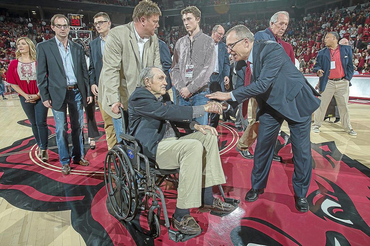 Bill Clinton message a highlight during Eddie Sutton banner ceremony at ...