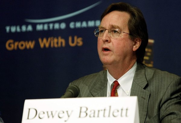 Candidates debate management styles, green issues