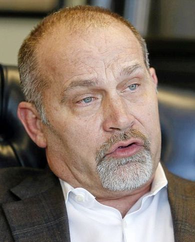 Longtime Tulsa oil leaders compare swoon of 2015 with bust of 1985