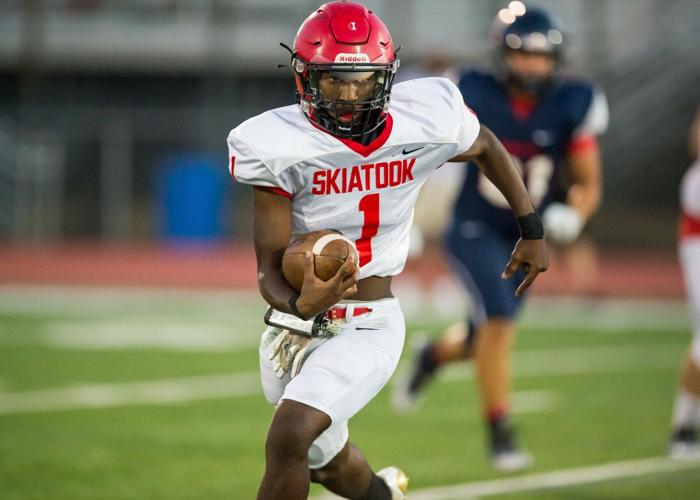 Colton Sutton, Skiatook rumble past Hale, 47-13