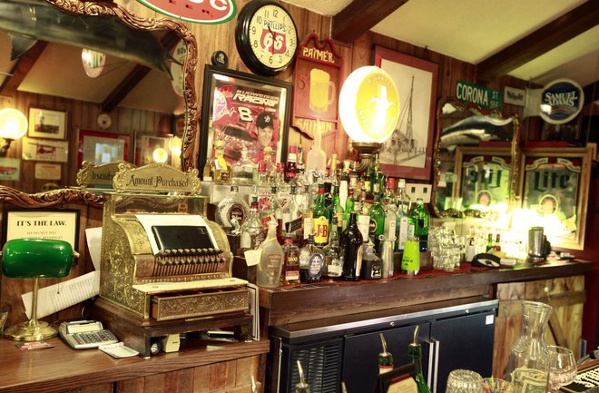 Spudder: New owner adds lunch menu to steakhouse