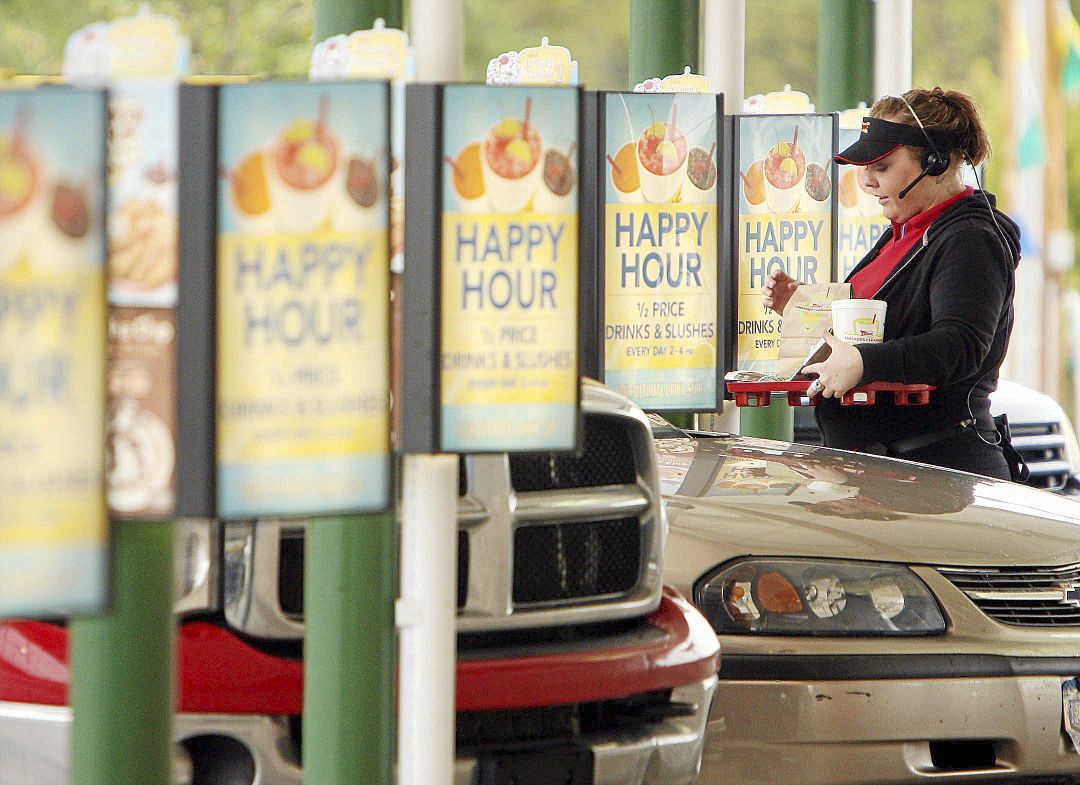 Sonic reports its profits went up 33 percent in the last quarter