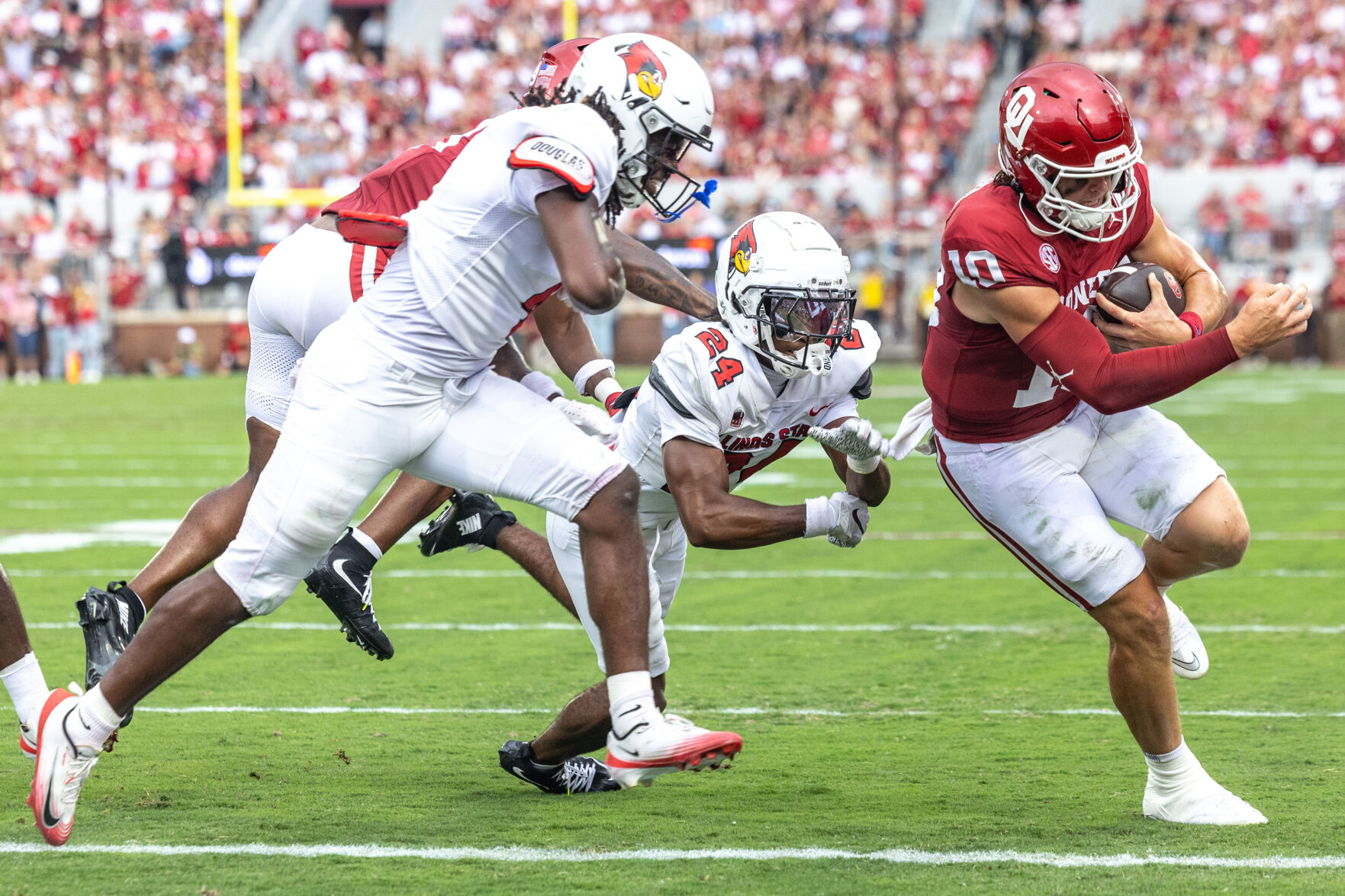 Ben Arbuckle brings explosive passing game back in OU debut