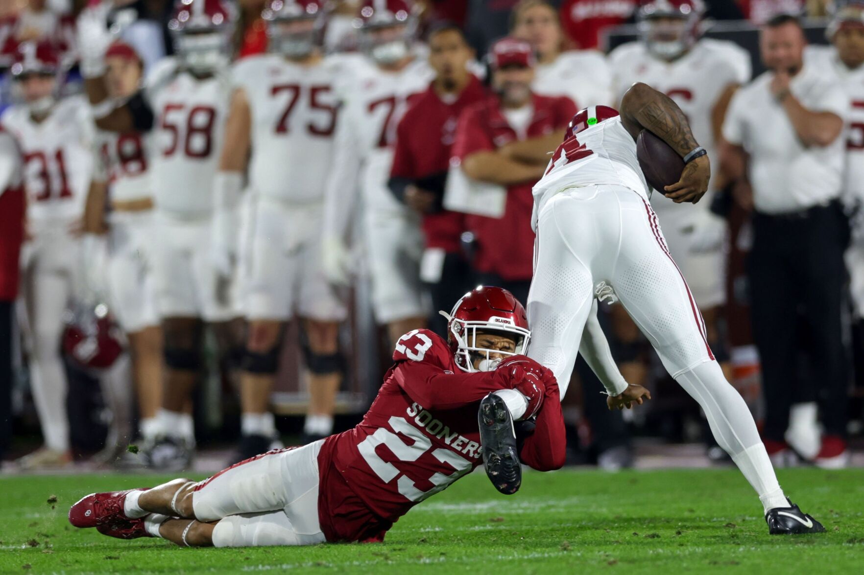 Eli Bowen, Javonnie Gibson grateful to return for OU-Texas