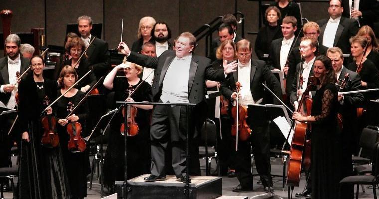 Review of Robin Sutherland with the Tulsa Symphony Orchestra