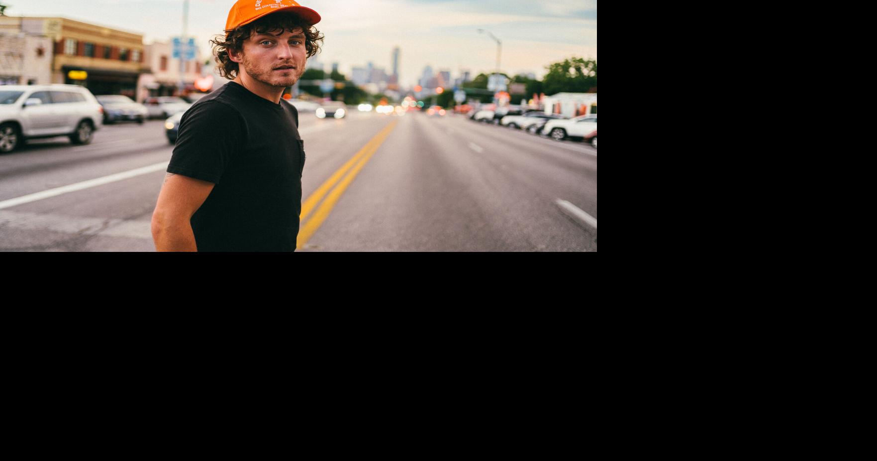 John Calvin Abney takes 'record-making' trip before hometown show in Tulsa