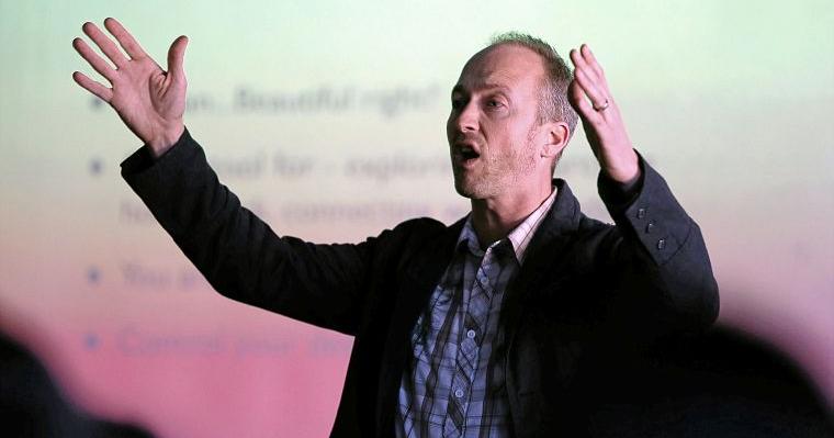 Detective teaches Jenks parents how to protect children from online ...