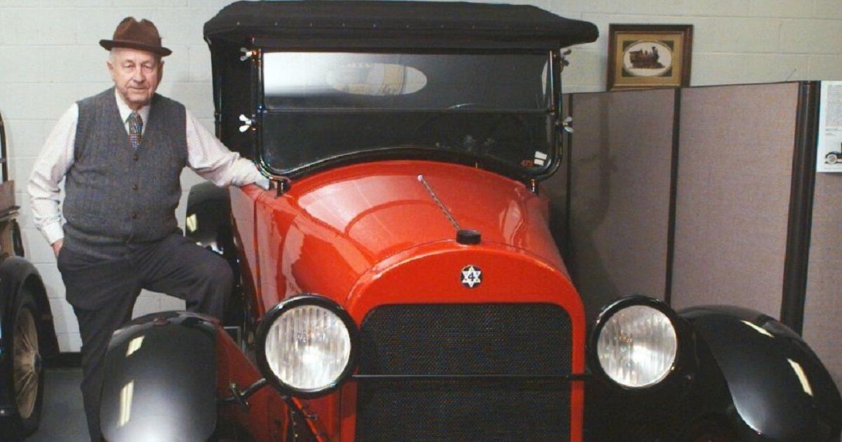 Restoration project of original 'Tulsa Four' automobile