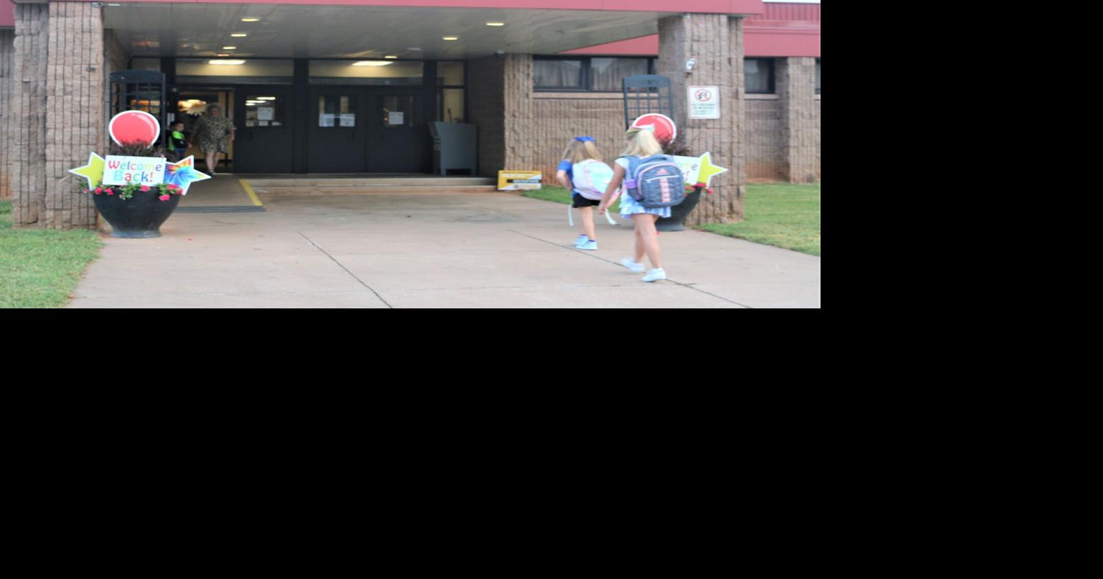 Two SSPS schools, Angus Valley and Pratt, receive overall A on state ...