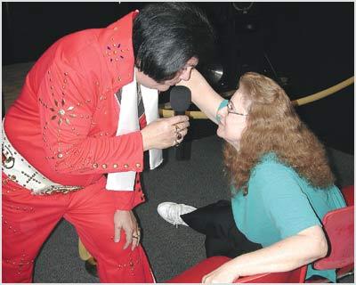 Impersonator says Elvis still rocks