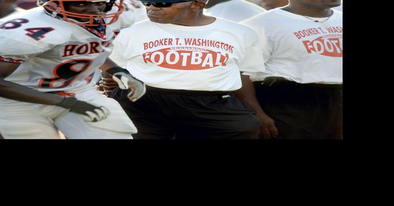Barry Lewis builds his Oklahoma High School Football Mt. Rushmore. Who ...