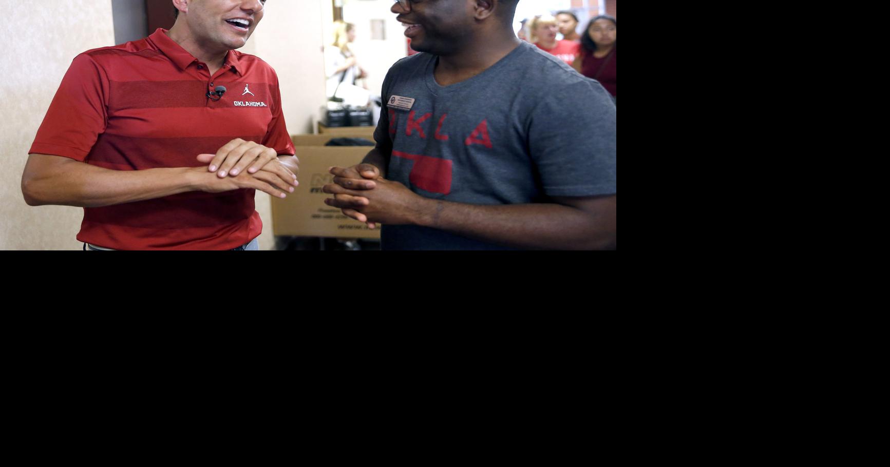 Interim president welcomes new students to OU