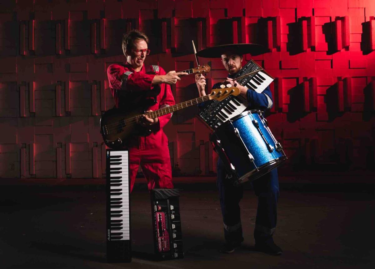 Knipple schedules album release show