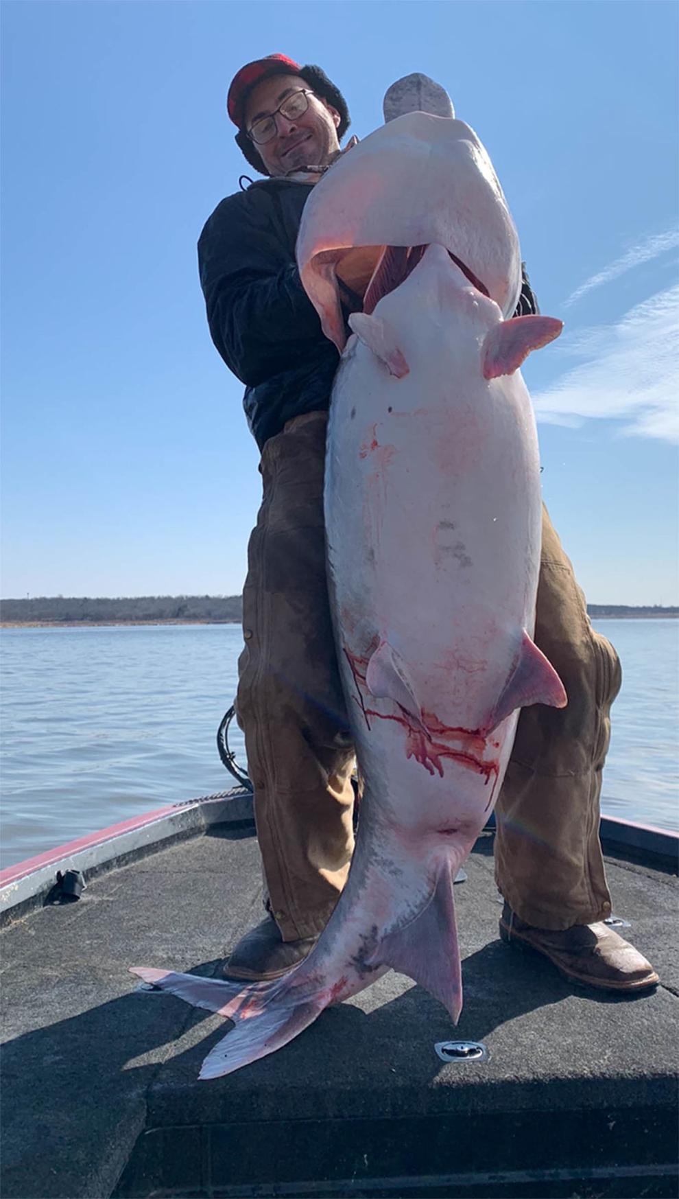 Keystone Lake paddlefish anglers zero in on hunt for a new state record