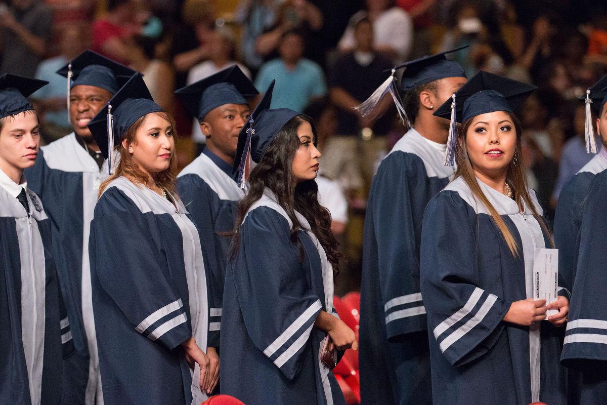 Photo gallery: Hale High School graduation | Gallery | tulsaworld.com