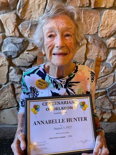 100-year-old Owasson Annabelle ‘Bee’ Hunter inducted into Centenarians ...