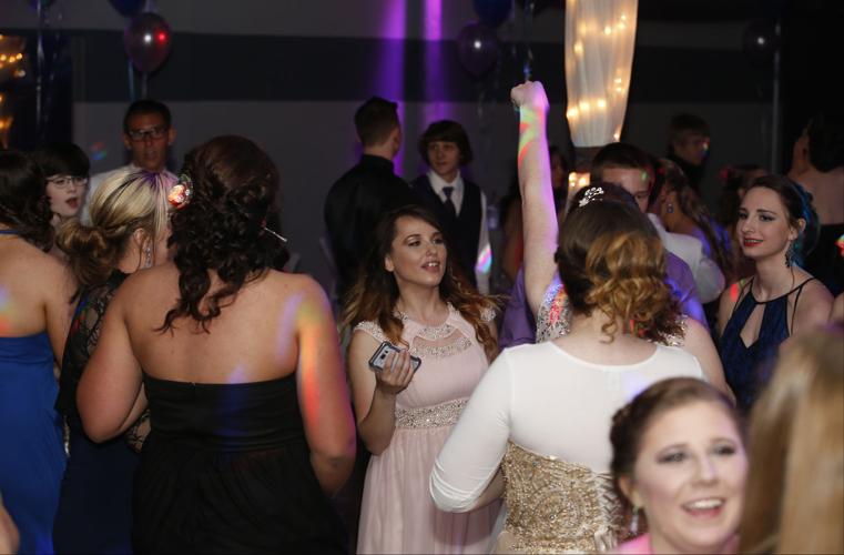Photo Gallery - Skiatook High School Prom | Latest Headlines ...