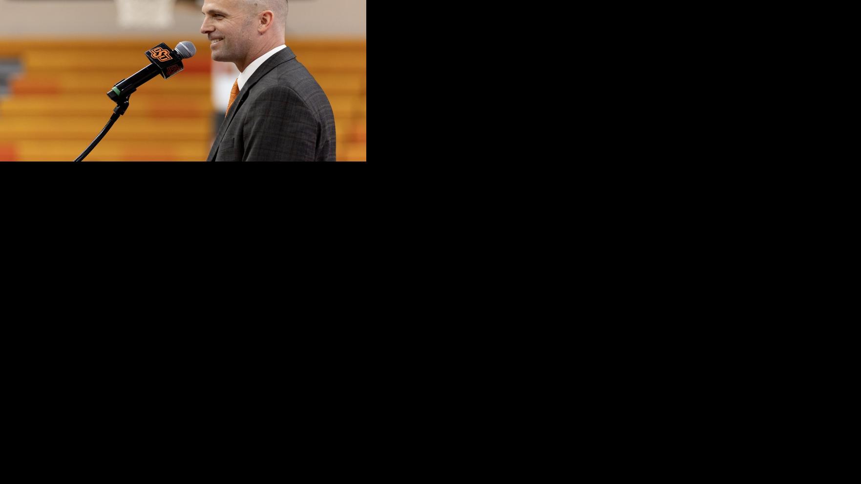 Indicted state Cabinet member David Ostrowe now on leave