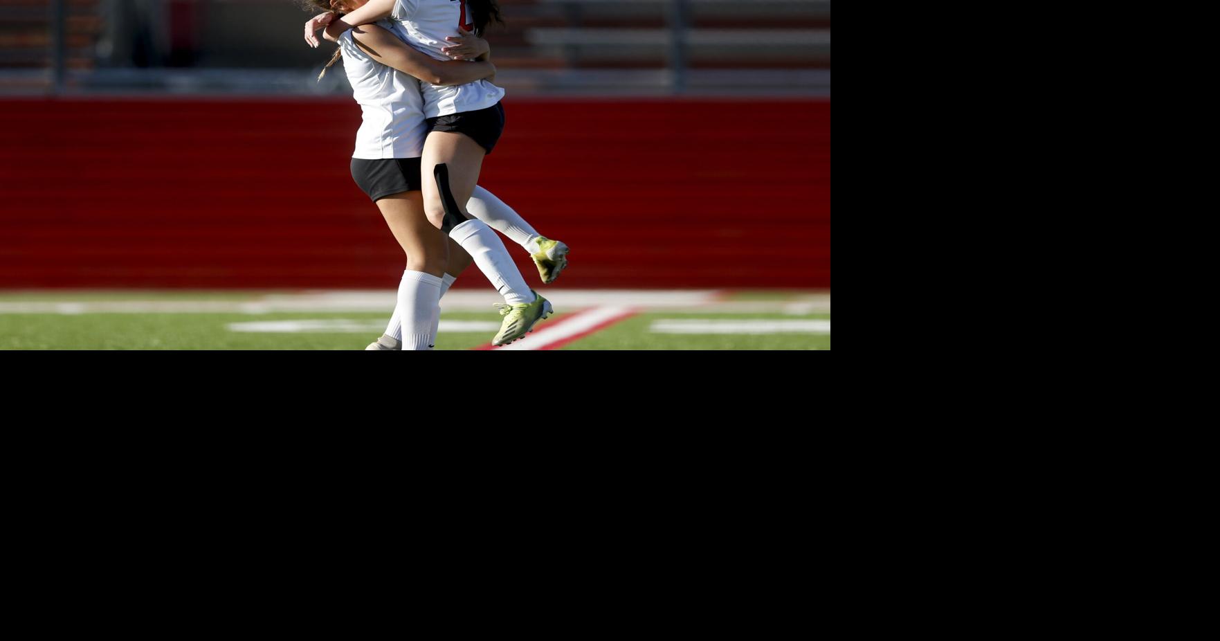 Coweta girls take control of District 5A-4 with win over Claremore ...