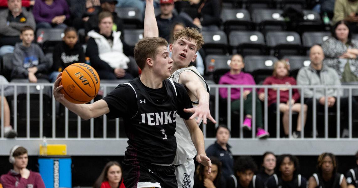 Tyler Wright, Evan Goodwin are area players to watch