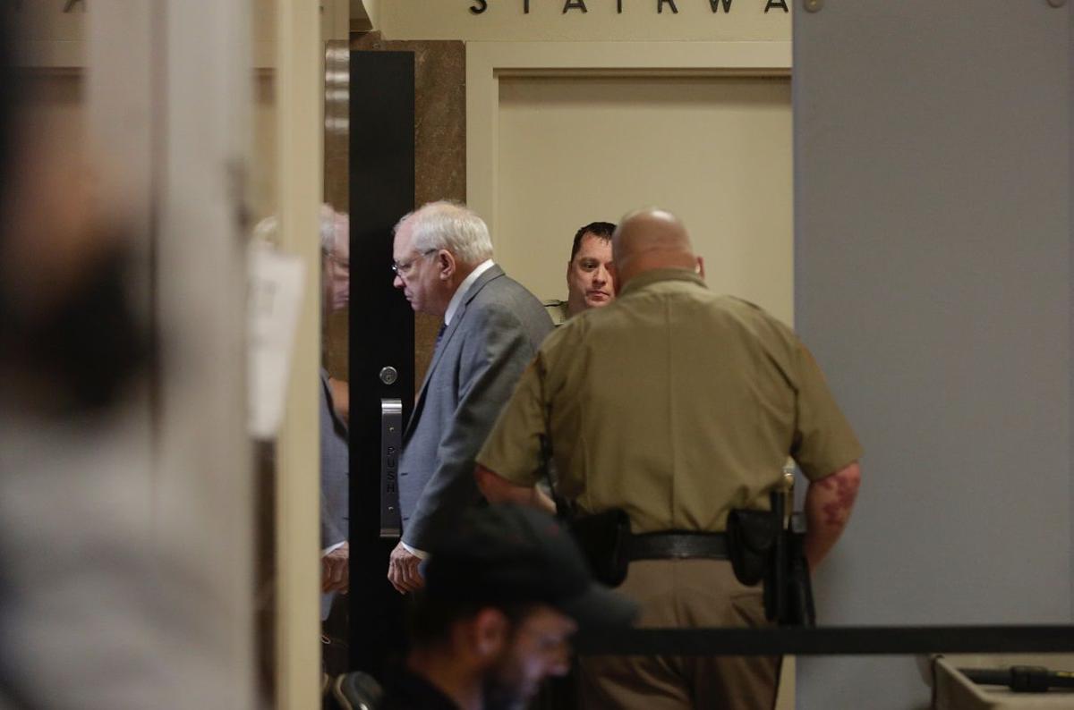 Robert Bates trial: Forensic pathologist maintains gunshot killed Eric ...