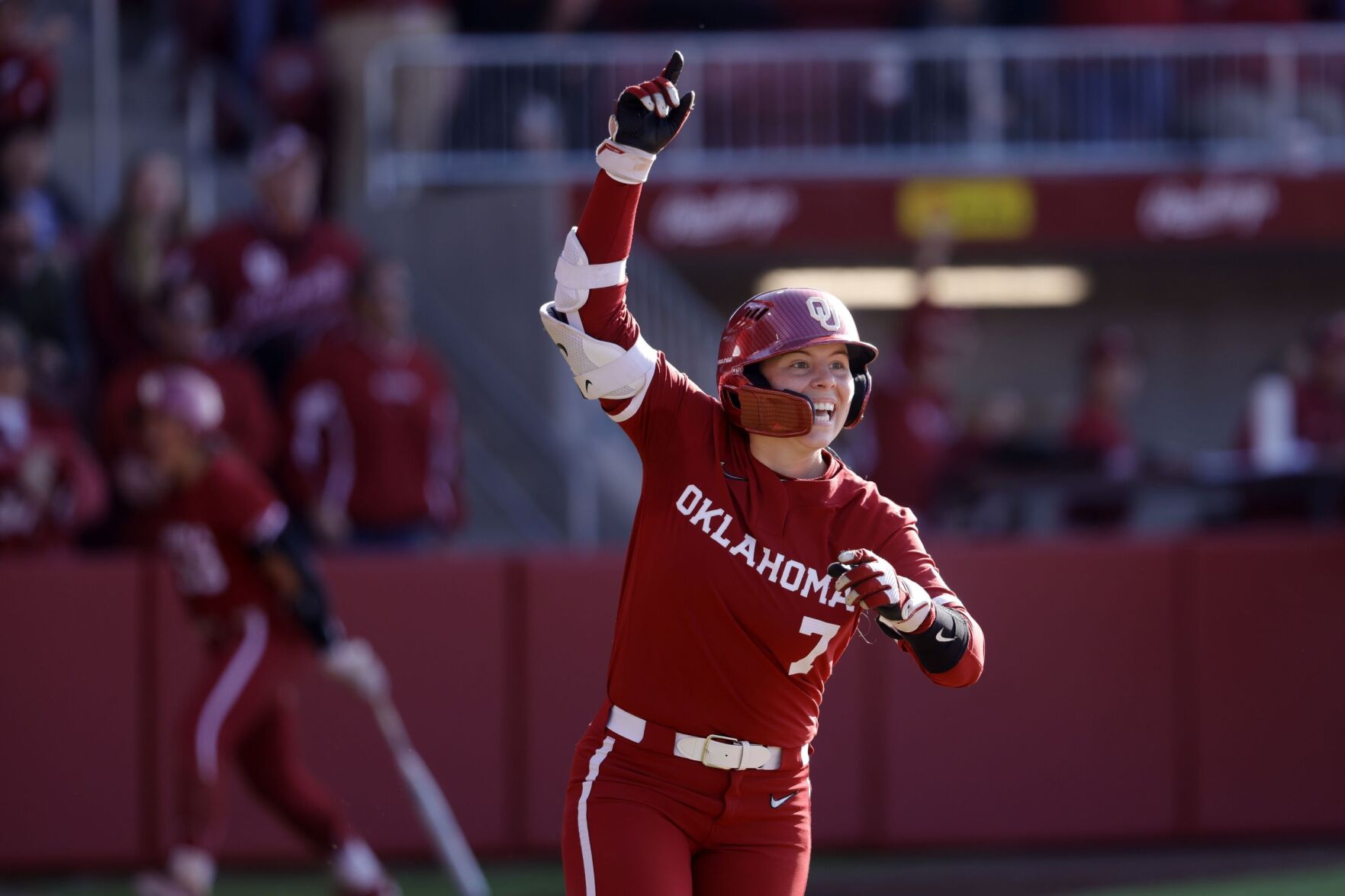 Kasidi Pickering' helps send OU to Norman Regional final