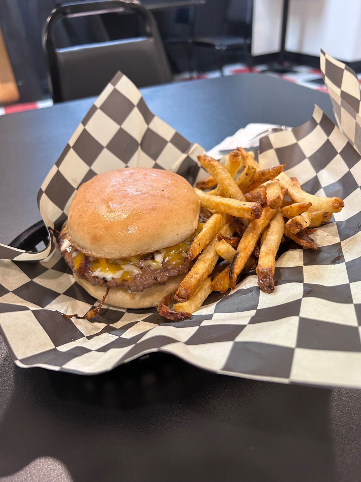 415 Grille opens in Atlas Building downtown; Palmyra closes