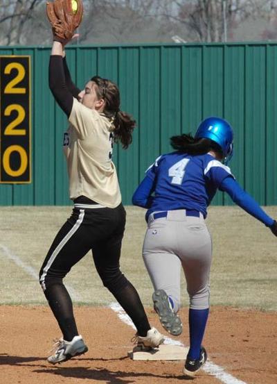 Sapulpa opens up in slowpitch against Lady Sandites