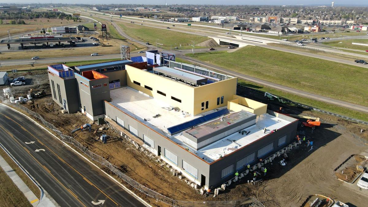 Warren Clinic celebrates opening of new $27.5M facility in Owasso