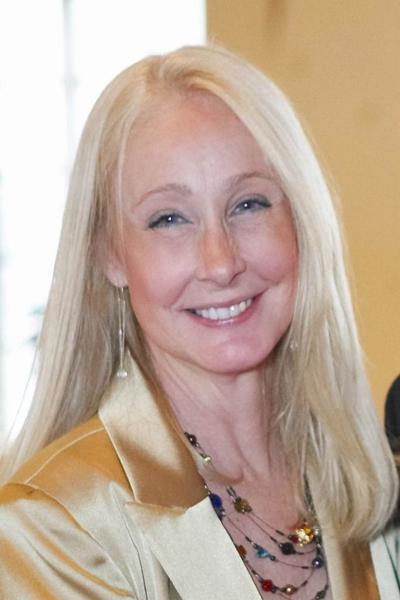 Connie "Connie" Roberts