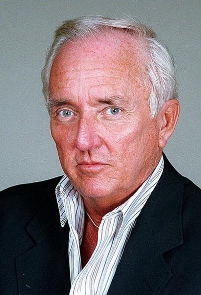 Legendary former World Sports Editor Bill Connors inducted into Hall of ...