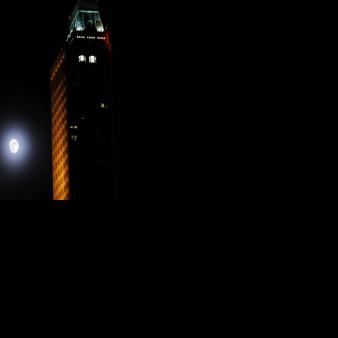There's a full moon over Tulsa