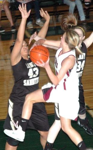 Lady Sandites top Jenks 54-50 for Area championship title, earn state trip
