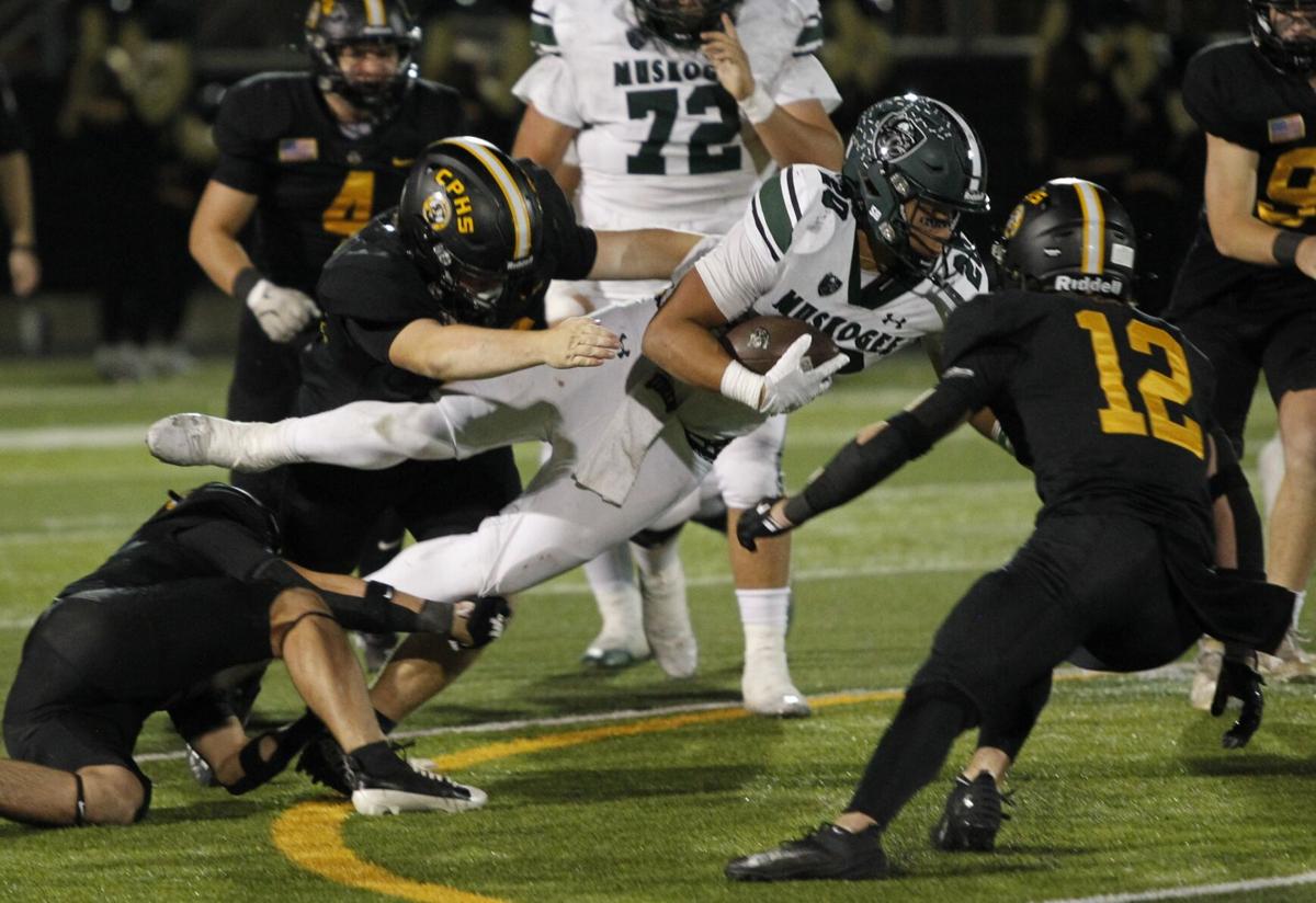 Muskogee produces offensive fireworks against Sand Springs