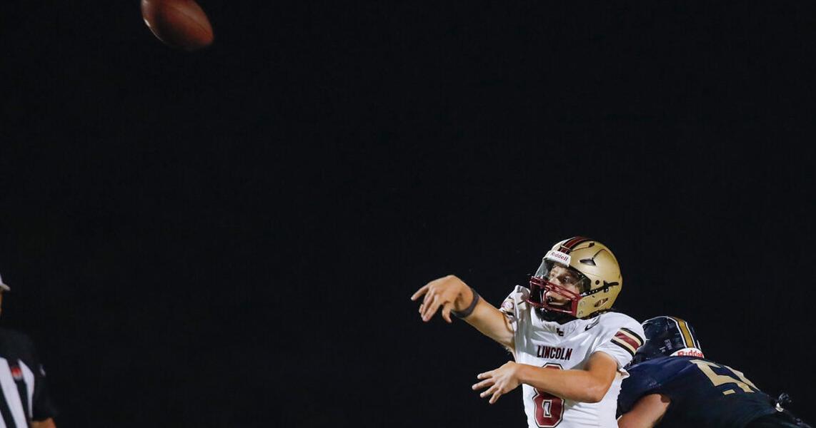 Carter Ricke passes Lincoln Christian past Jay