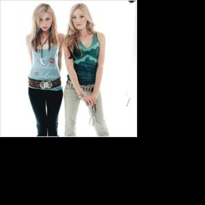 Pop sisters