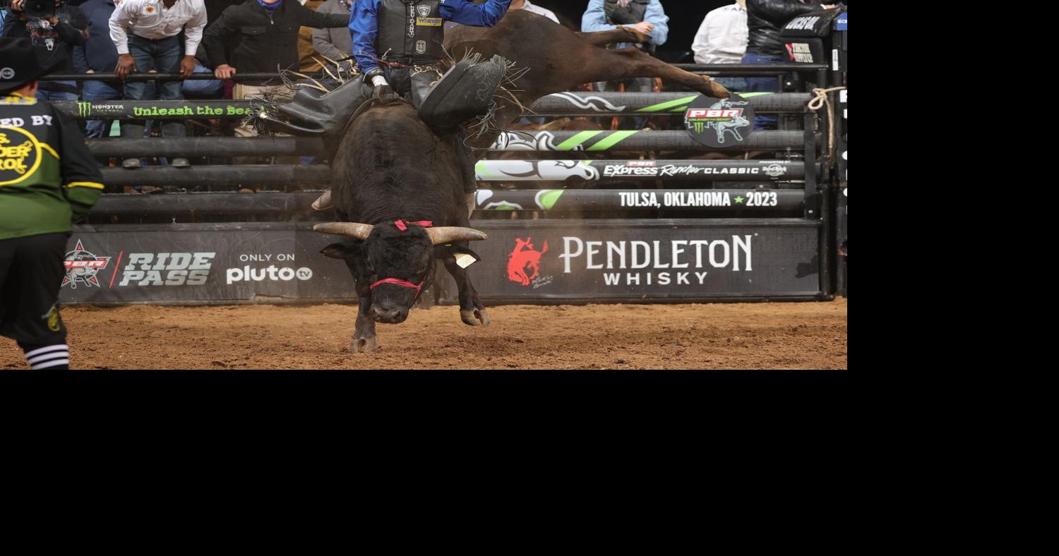 Austin Richardson wins PBR Express Ranches Classic Round 1 again at BOK ...