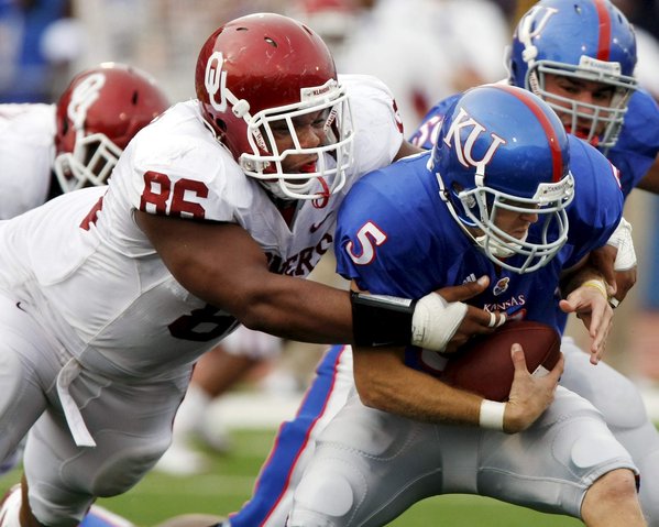 OU's Adrian Taylor back after gruesome leg injury