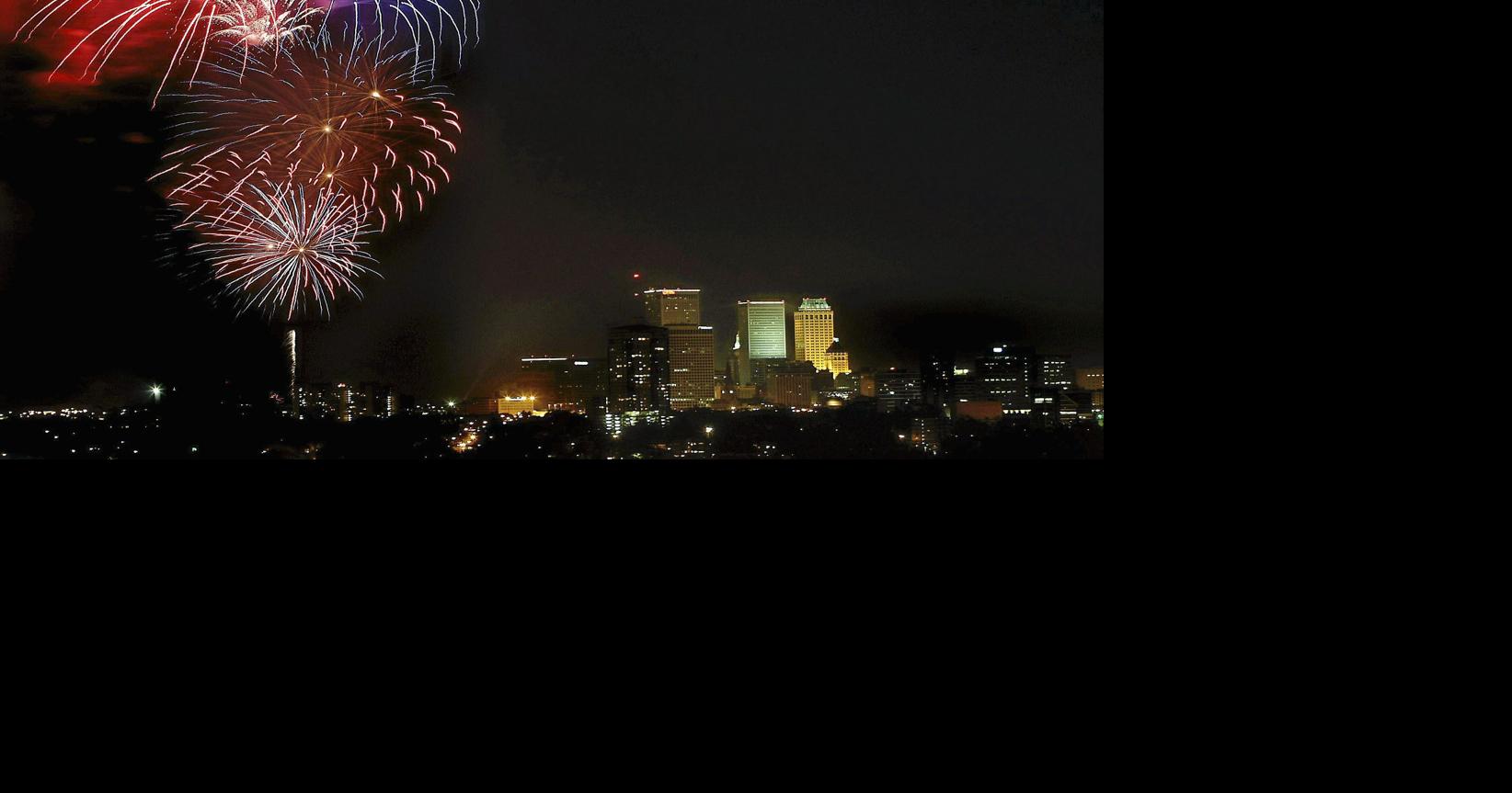 Check out the schedule of fireworks shows in the area