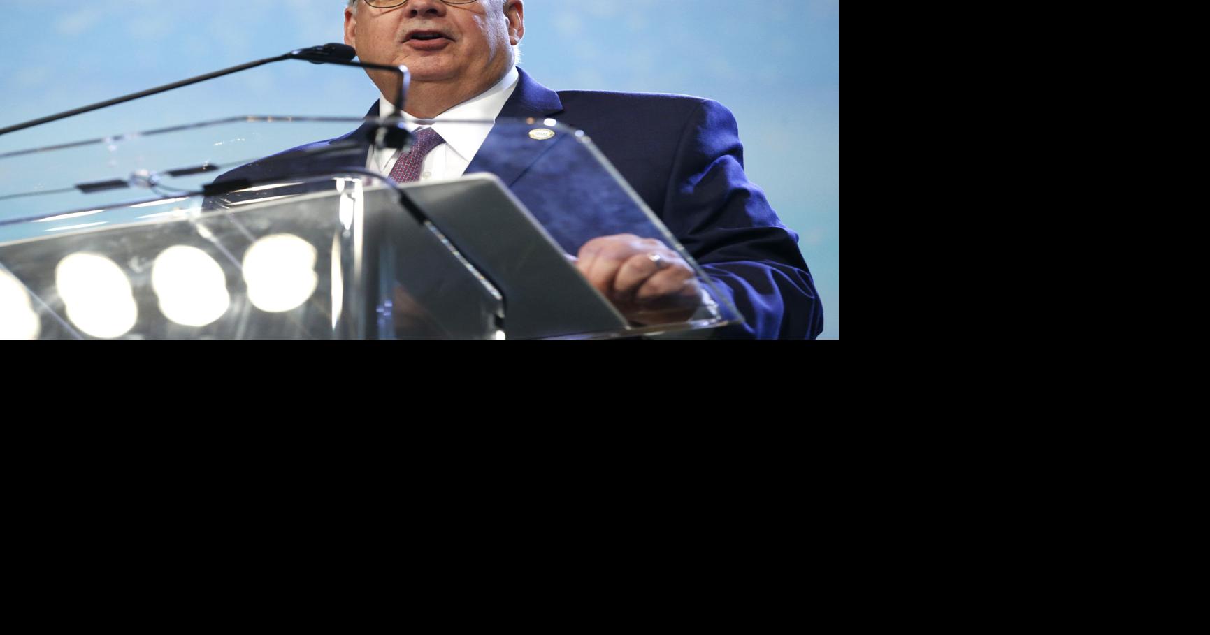BOK Financial CEO Steve Bradshaw to step down next year