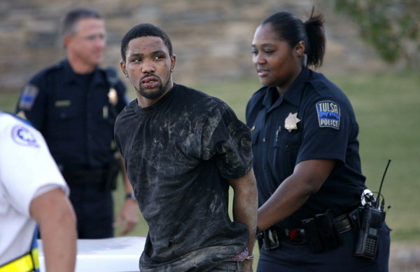 Police dog tracks fleeing teen to outhouse