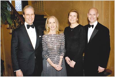 Philbrook honors Phillips Society