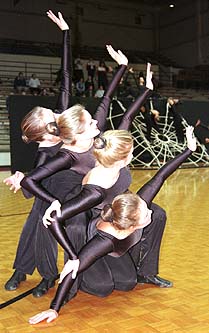 Union Highsteppers Dance to the Top