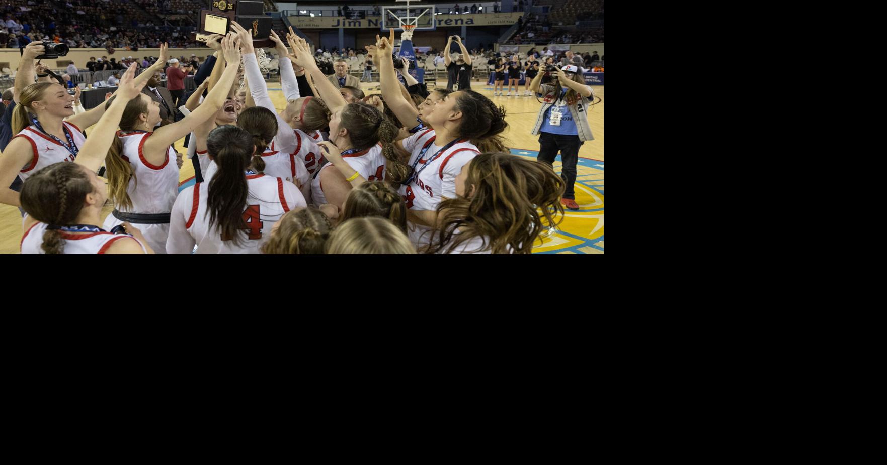 Photos: Washington takes down Tahlequah Sequoyah to win 3A girls championship