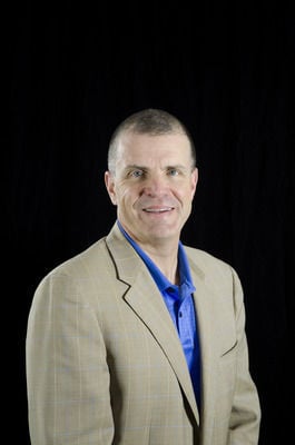 Manufacturing company CEO fuses past with future at Friends of Finance talk