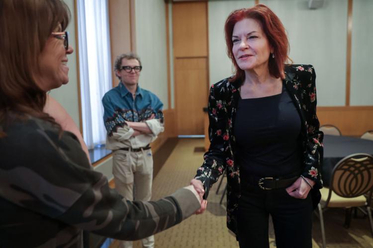 Rosanne Cash espouses virtue of solitude in Tulsa Town Hall