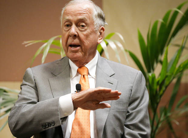 In therapy after strokes, T. Boone Pickens writes that he is in ‘the ...