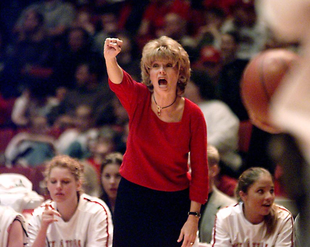 Oklahoma names Jennie Baranczyk as new women's basketball coach